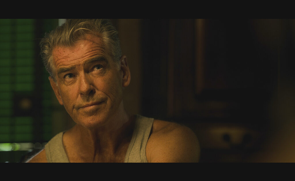 Charlie em Ação, 🎬 com Morena Baccarin e James Caan - AQUI TEM DIVERSÃO